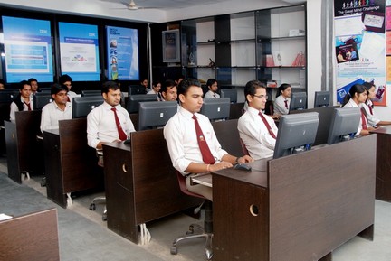 IT(Information Technology) Engineering Colleges In Jaipur - SKIT - Best ...